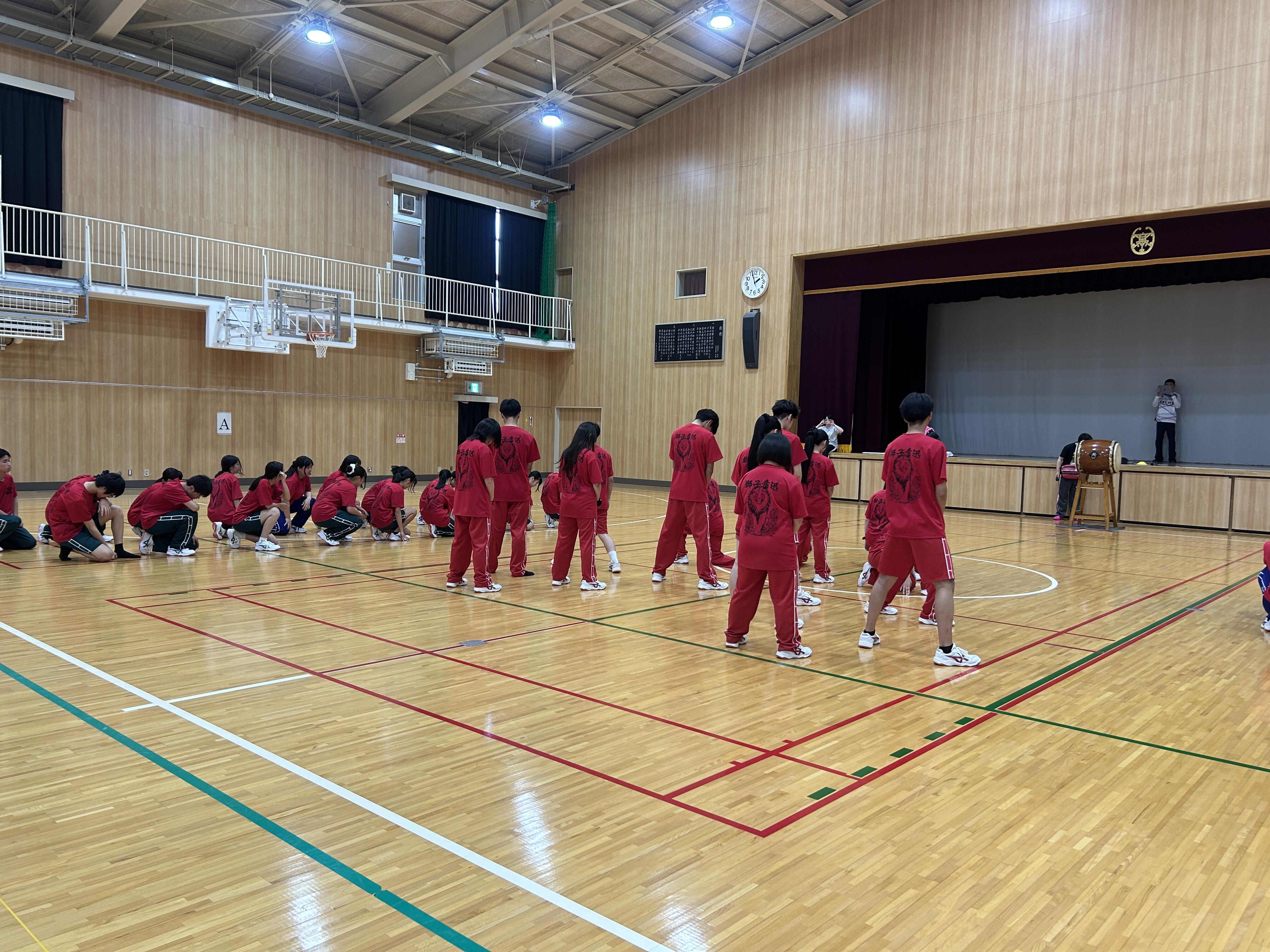 いよいよ明日は体育祭！体育館でリハーサルを実施しました！ - 大阪府立淀商業高等学校